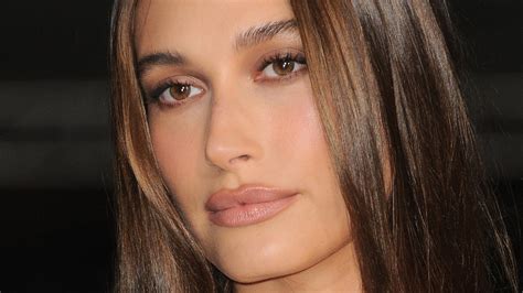 How Hailey Bieber S Style Changed When She Started Dating Justin Bieber