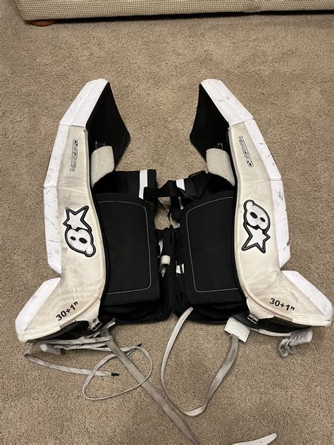 Used Brains Netzero Goalie Leg Pads Sidelineswap