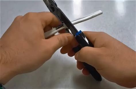 How To Repair Headphone Wires At Home Easy DIY Methods