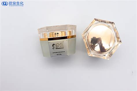 保湿乳液的使用方式和功效 欧泉生化