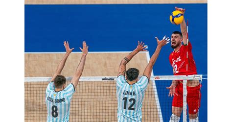 България отново губи в Лигата на нациите