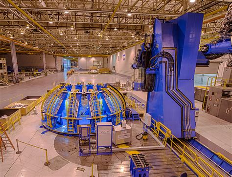 Space Launch System Tooling Up To Build The Worlds Largest Rocket Futuramic