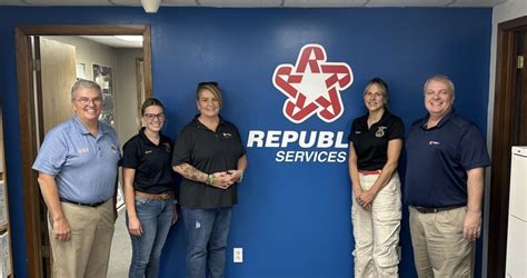 Republicservices Committedtoserve Sustainabilityinaction Julie Paramo