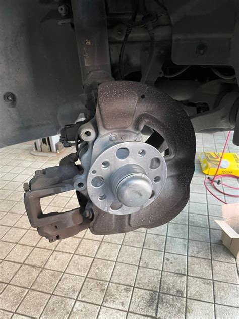 공임나라 안성 공도점 벤츠 Cls400 텍스타 브레이크 디스크패드교환작업 허브 아연코팅 서비스 네이버 블로그