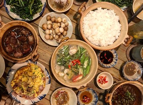 45 Must Eat Vietnamese Dishes Beyond Pho And Banh Mi Vogue