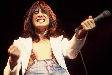 Why Steve Perry Didnt Like Journeys ‘captured Album
