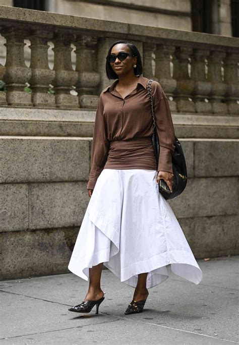 20 White Skirt Outfits To Wear No Matter The Weather