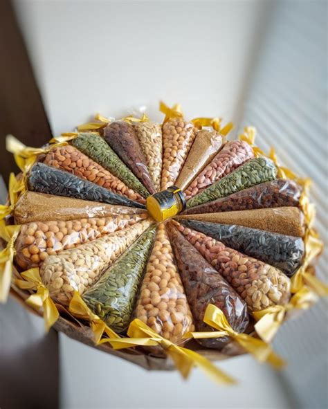 Букет из снеков Овощной букет Мужские корзины Съедобные подарки своими руками