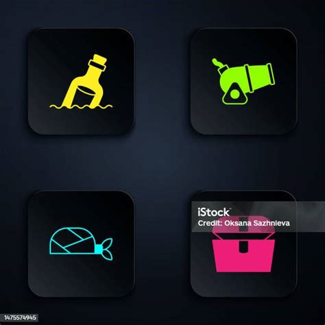 골동품 보물 상자 물에 담긴 메시지가 담긴 병 머리와 대포를 위한 해적 두건을 설정합니다 블랙 스퀘어 버튼 벡터 검은색에 대한