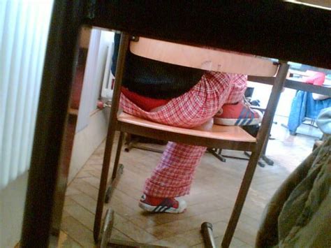 Red School Whaletail Scrolller