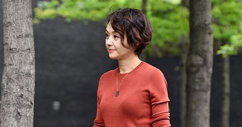 포토 배종옥 화려한 스팽글 스커트에 시선 집중