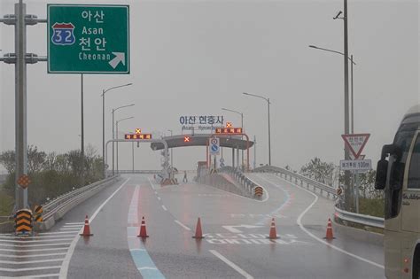 아산시 천안시와 함께 아산~천안 고속도로 개통식 개최