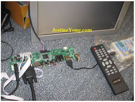 Easy TV And Monitor Boards Firmware Programming With The RT809H