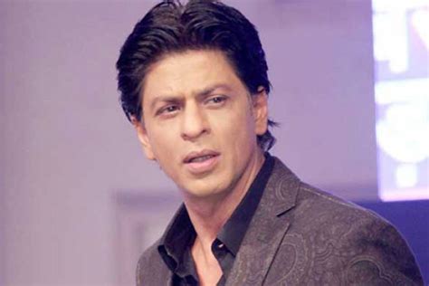 අනතුරකින් ශාරුක් ඛාන්ගේ නහයට හානි Lankadeepa Online