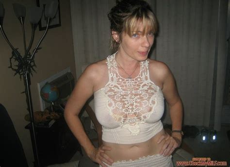 Busty Amateur Wife Posing Porn Pictures Xxx Photos Sex Images