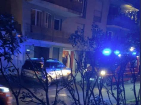 Près De Lyon Une Adolescente De 12 Ans Retrouvée Morte Chez Son Voisin