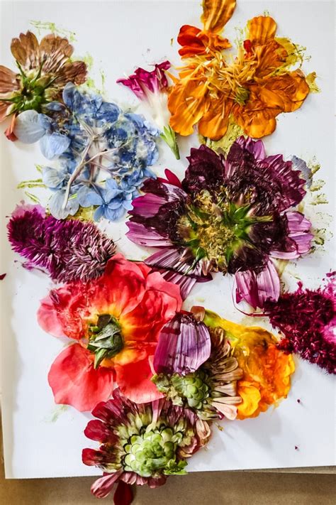 Diy Floral Ideas Crafting With The Flower Pounding Technique Cottage