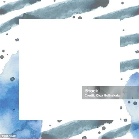 정사각형 프레임입니다 수채화 물감 줄무늬 흰색 배경에 파란색과 파란색의 반점 모든 것이 수채화로 손으로 그려져 있습니다 인쇄 엽서 명함 초대장에 적합 그런지 이미지 기법에
