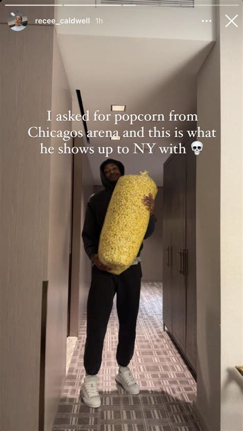 Fox Brought Popcorn🍿 R Kings