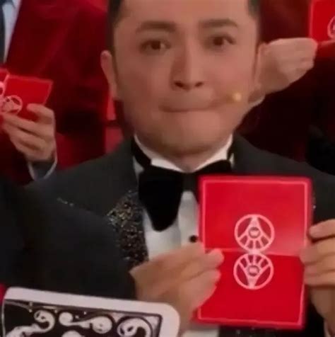 做到了！尼格买提在元宵晚会对上牌了！