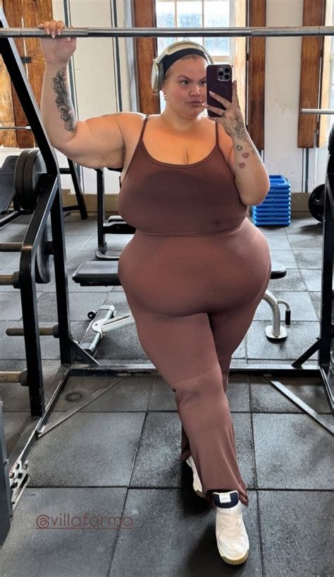 Thais Carla Anda De Cavalo Pela Primeira Vez Após Bariátrica E Perder