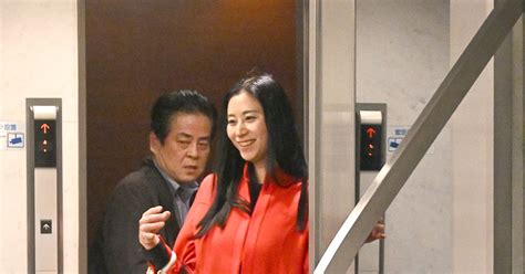 夫が起訴されても優雅な日々を三浦瑠麗「銀座の高級和食店で大物落語家とディナー」撮 Fridayデジタル