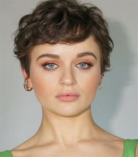 Joey King S Pixie Cut Earlier This Year Artofit