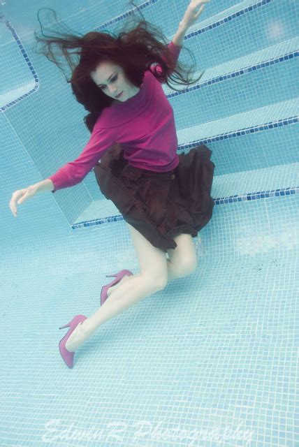 Isobel Wren In Costa Rica Sog