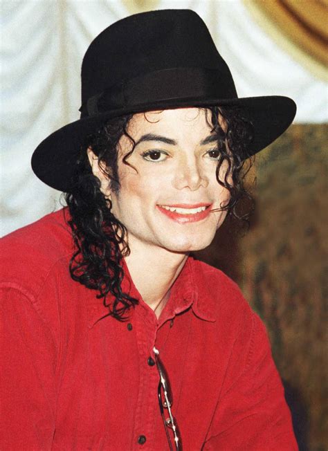 Во сколько лет умер Майкл Джексон Какой был знак зодиака