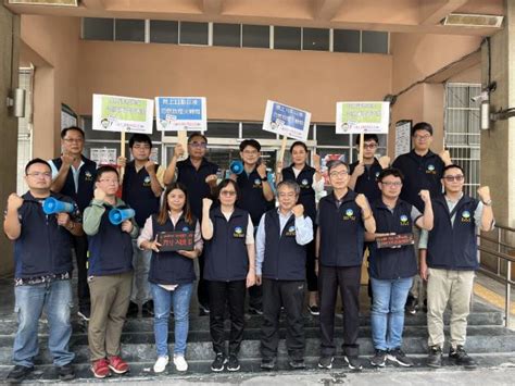 臺南市政府全球資訊網 中秋連假晚間10點後禁放煙火 違者加倍裁罰