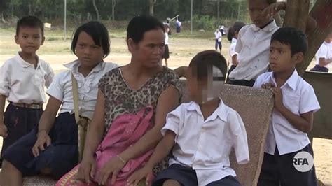 គ្រោះ ថ្នាក់ កុមារ នៅ រោង សិប្បកម្ម ឡ ឥដ្ឋ Youtube