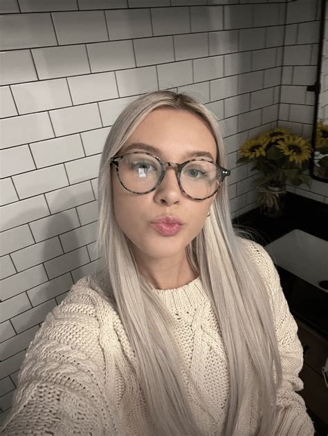 Your Sexy Secretary Rofficethots