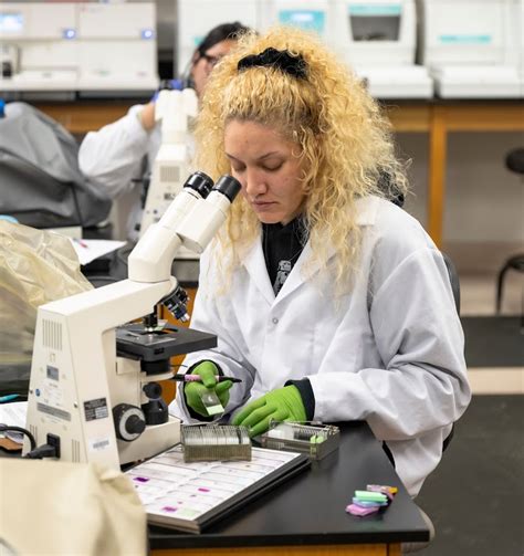 Histotechnology Bachelors Degree Nears Final Approval