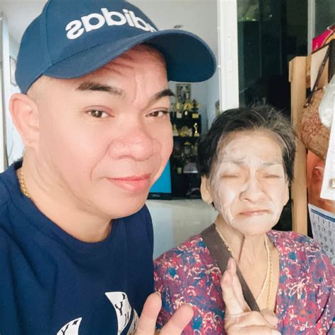 อรชร เชิญยิ้ม On Reels Facebook