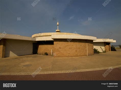 Ablution Facilities Image And Photo Free Trial Bigstock