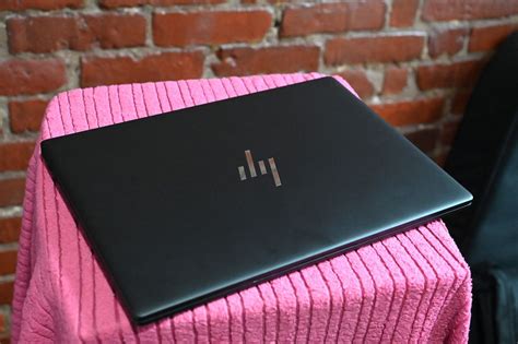 Hp Dragonfly Pro Review A Macbook Pro Slayer It S Not Laptop Mag