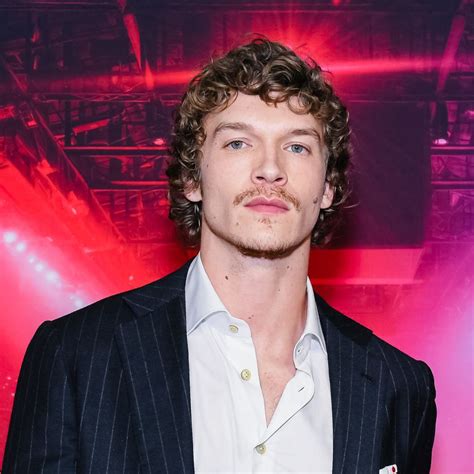 Heated Rivalrys Ilya Actor Recalls Filming That First Sex Scene And There Was A Lot Of Moving