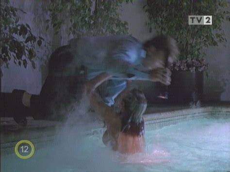 Naked Kari Wuhrer In Sliders Naked Kari Wuhrer In Sliders