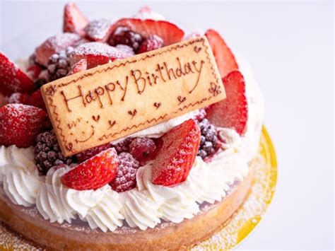 誕生日ケーキは買う？作る？ リビングweb