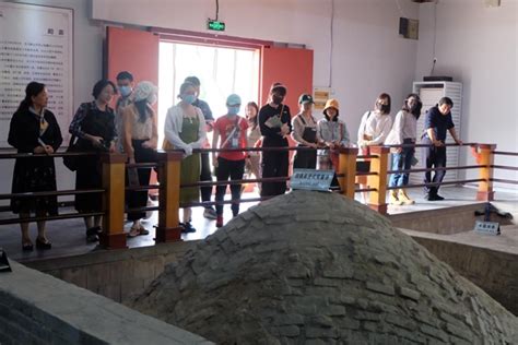 六朝博物馆组织六朝青志愿者赴马鞍山市博物馆朱然家族墓地博物馆交流学习 活动资讯 南京市博物总馆