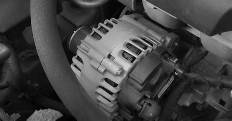 자동차 배터리 경고등이 들어오면 빨리 점검해야 하는 이유는 픽플러스