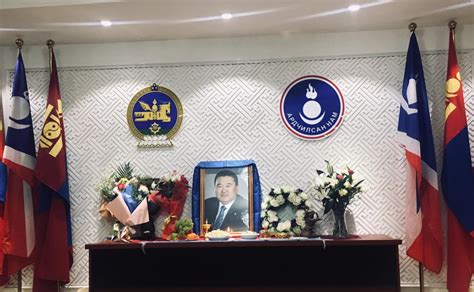 Батхүүгийн Ганхөлөгийг дэмжигчдийн хуудас