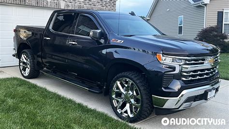 2024 Chevrolet Silverado 1500 On 24 Oem Replica Wheels Fr 59 Chevy