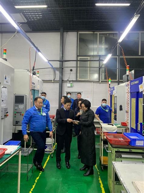 Импортыг орлох экспортыг нэмэгдүүлэх ажлыг дэмжих хэрэгтэй