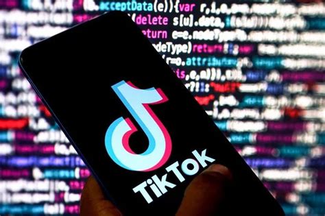 What Happens When News Is Algorithmic