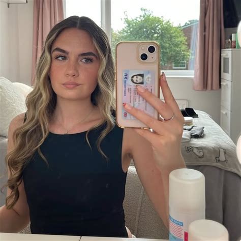 Izzy Izzyy Smith On Threads