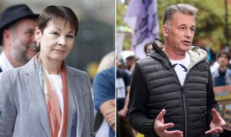 Chris Packham And Caroline Lucas Resign From Rspca Yahoo News Uk
