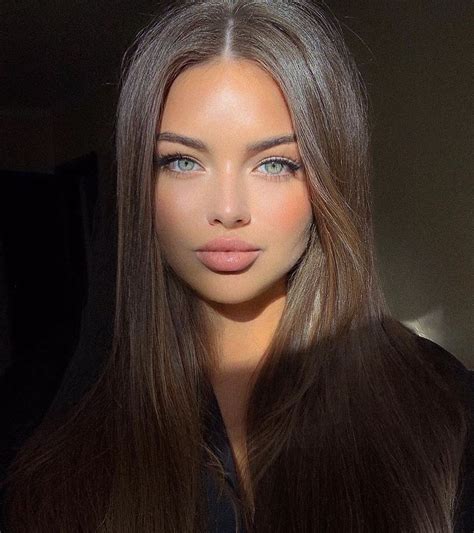 Possibly The Most Beautiful Eyes In The World Most Beautiful Eyes Brunette Beauty Beautiful Eyes