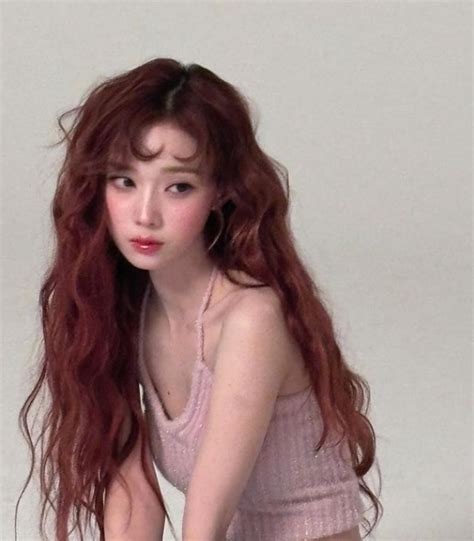 에스파 윈터 인형 아냐…감탄이 절로 나는 미모 [스타★샷] 스포츠 월드