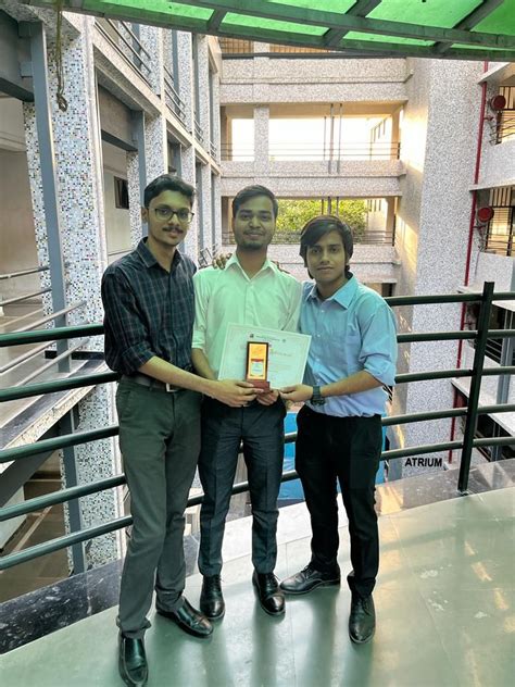 aditya sahu on linkedin major project plays a crucial for final year